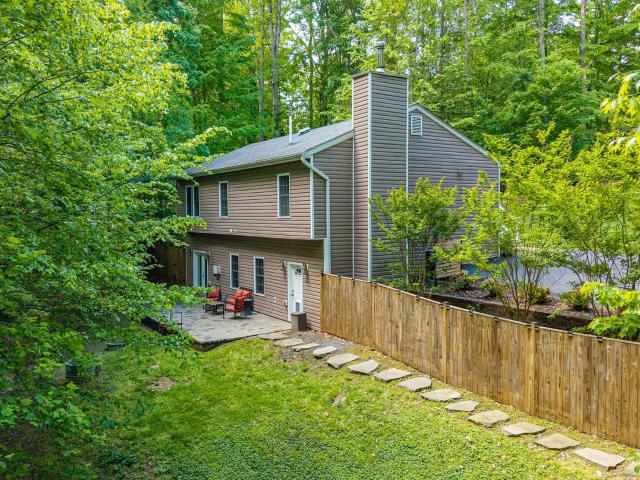 8609 Short St, Manassas, VA 20112 | MLS #VAPW2117