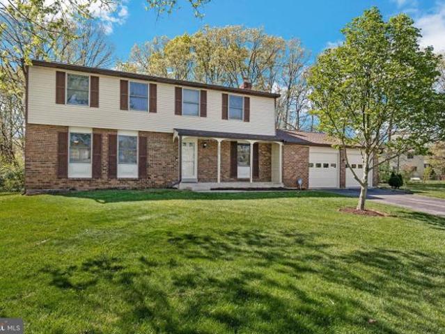 8600 Briarwood Ct, Laurel, MD 20708