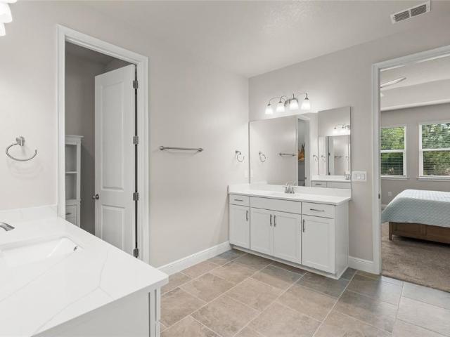 8600 Sundance Loop, Sarasota, FL 34238 | MLS #A4686