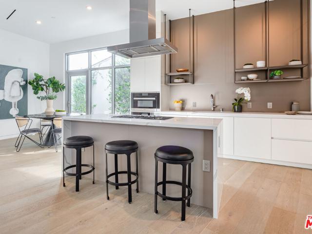 8600 Wilshire Blvd, Unit PH20, Beverly Hills, CA 90211 | MLS #26663 | Compass