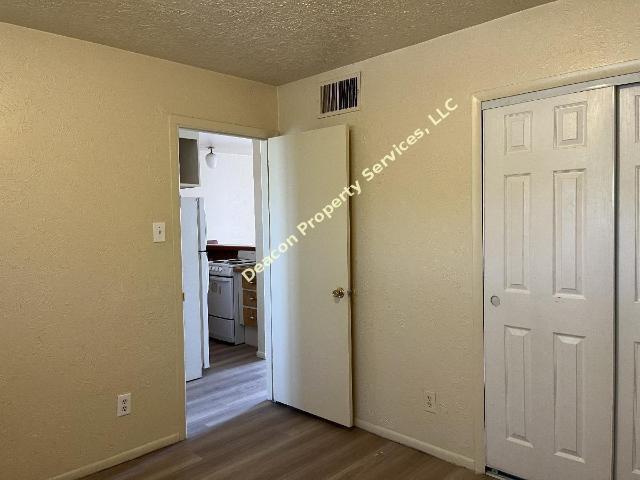 8600 Zuni Rd Se 1 Bedroom Apartment for Rent at 8600 Zuni Rd Se, Albuquerque, NM 87108 Trumbull Village
