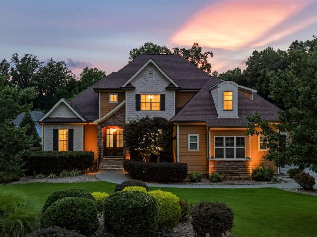 8601 Mangum Hollow Drive