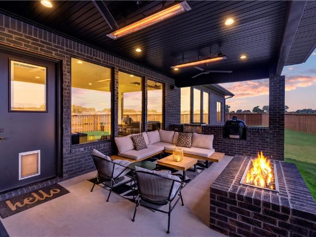 8601 W Feathered Nest Run