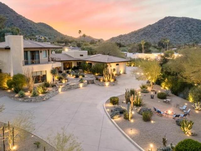 8602 N Dove Cir, Phoenix, AZ 85028
