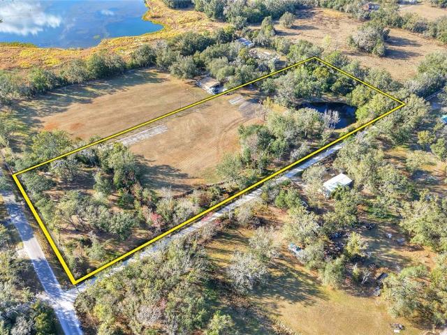 8602 Back Rd, Plant City, FL 33565 | Compass