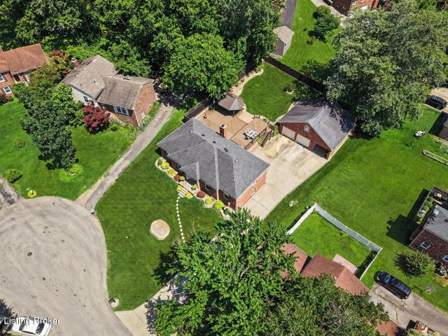 8602 Chipstone Ct