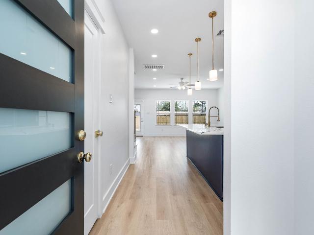 8602 Hoffman St, Houston, TX 77016 | MLS #31851