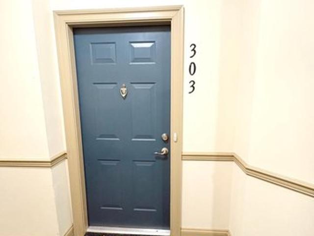8603 Wintergreen Ct Unit 303, Odenton, MD 21113
