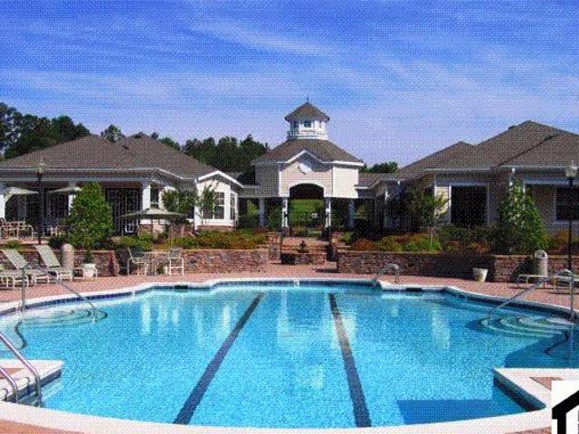 $860 / 2br 1168ft² Casually Sophisticated Community! Resort Styled Amenities! Southwest map