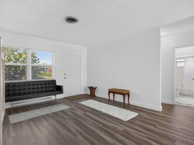 860 870 NE 23rd Ave Unit 1 2, Pompano Beach, FL 33062