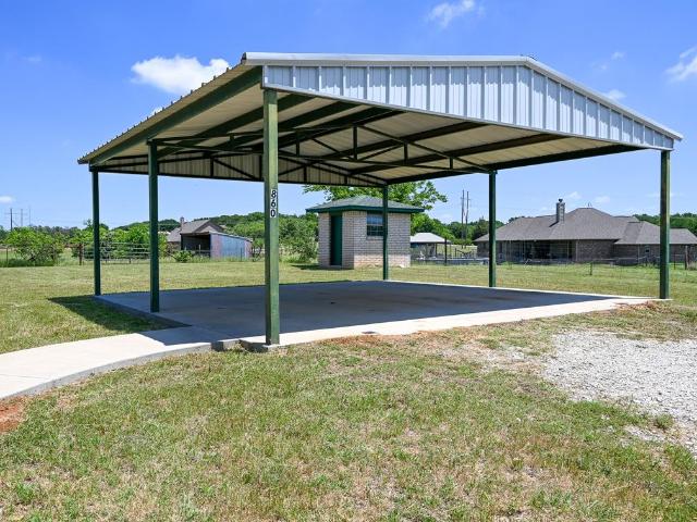860 County Road 4270
