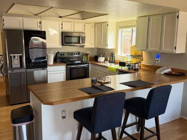 $860 All Inc Room | 15m to U of A