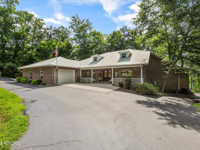860 Black Fox Harbor Rd