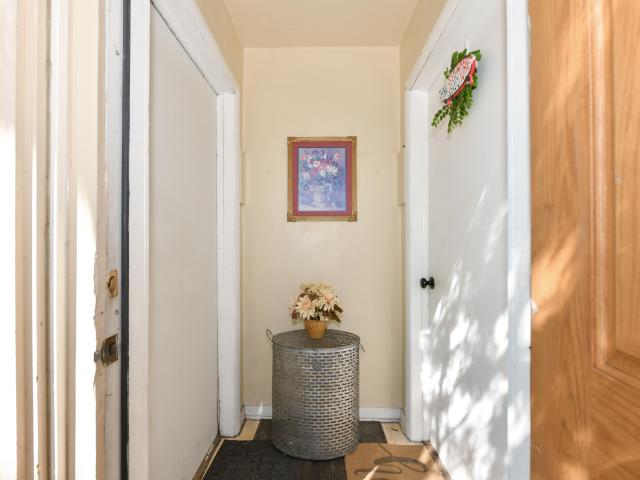 860 Genesee St, Unit 862