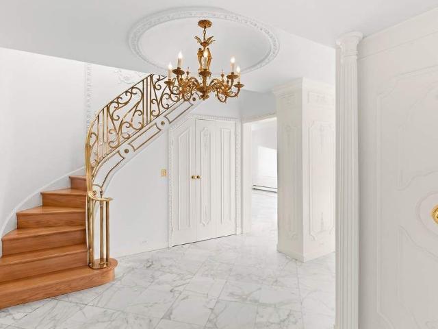 860 Fifth Avenue, New York, NY