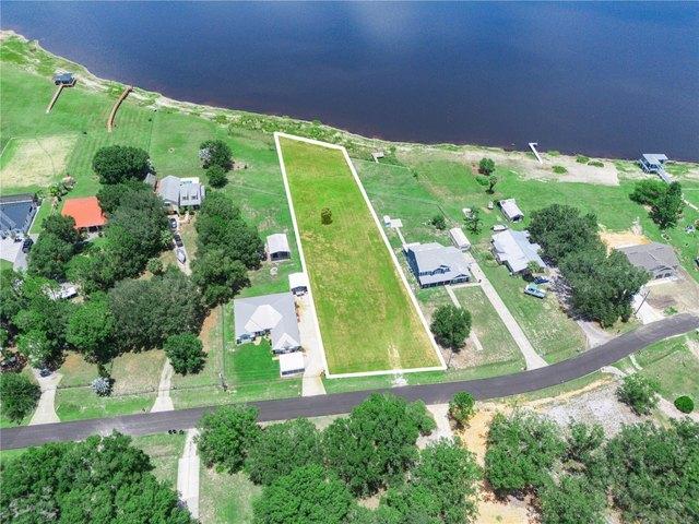 860 Keen Rd, Frostproof, FL 33843
