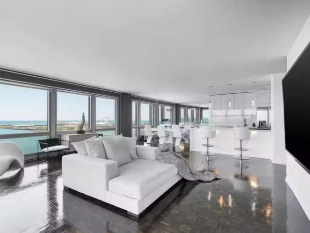 860 N Lake Shore Dr #14K, Chicago, IL 60611 MLS 12199371