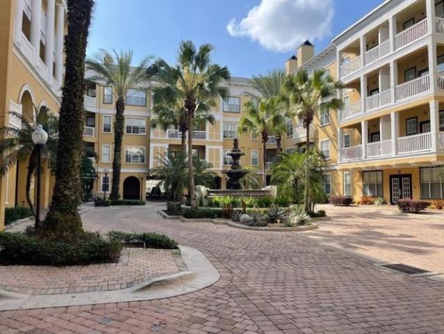860 N Orange Ave #106, Orlando, FL 32801