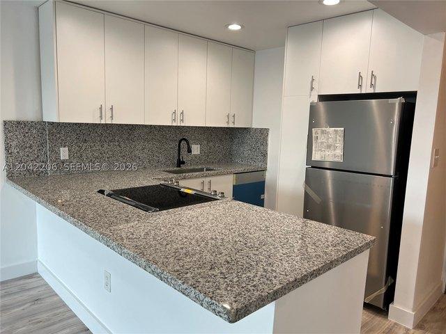 860 NE 78th St Apt 303, Miami, FL 33138