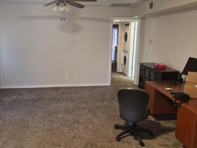 860 S Village Rd Apt P5, Saint George, UT 84770