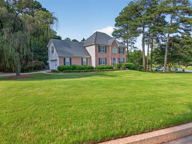 860 Scenic Lake Drive