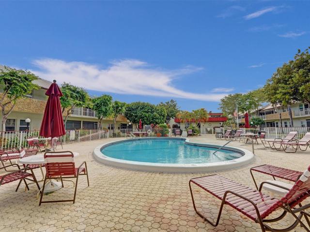 860 SE 6th Ave, Unit 402, Deerfield Beach, FL 33441 | MLS #F10533