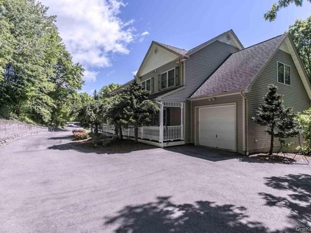 860 Route 284, Westtown, NY 10998