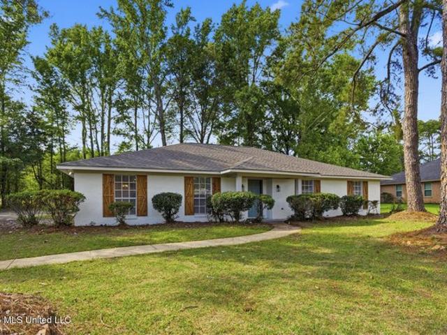 860 Rutherford Dr, Jackson, MS 39206