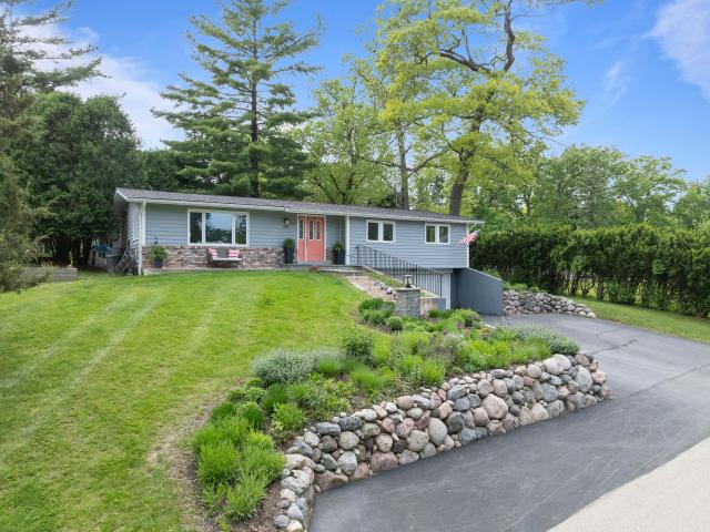 860 Trails End Dr