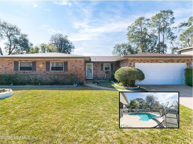 8614 Burkhall St, Jacksonville, FL 32211