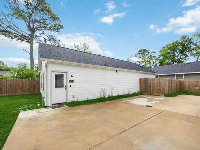 8614 Peachtree St Unit A, Houston, TX 77016