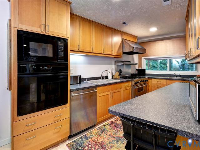 8615 Historical Path Road