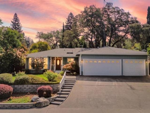8615 Sandstone Ct, Granite Bay, CA 95746