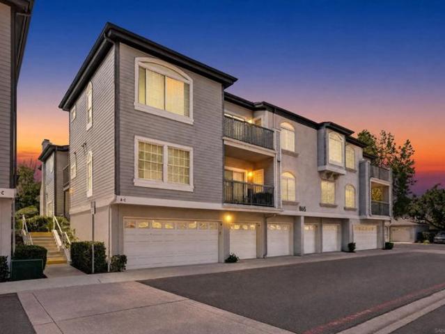 8615 Via Mallorca Unit B, La Jolla, CA 92037
