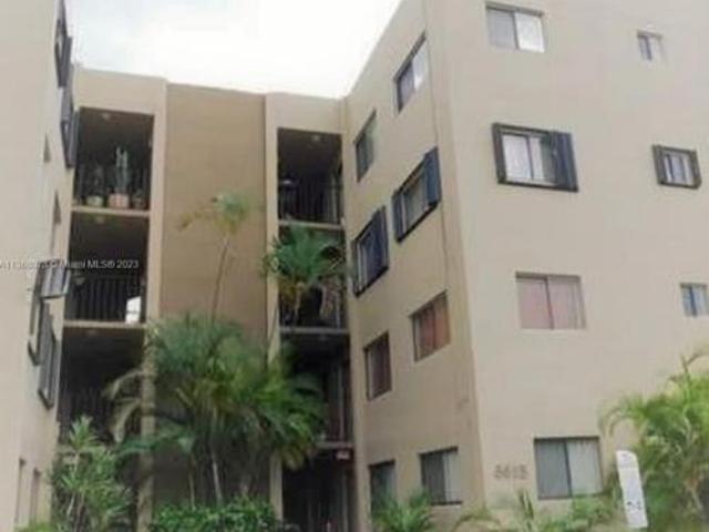 8615 8 St NW #321, Miami, FL 33126