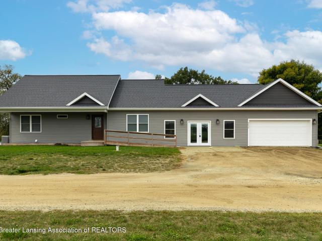 8616 Lake Drive