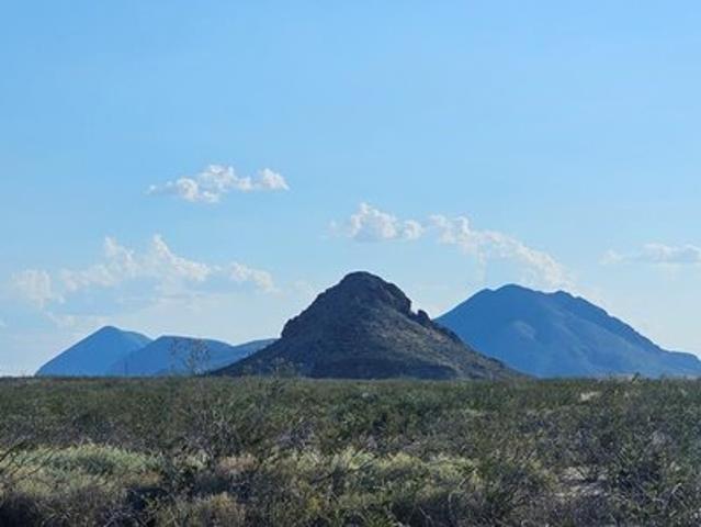 8616 Starry Night, Terlingua, TX 79852