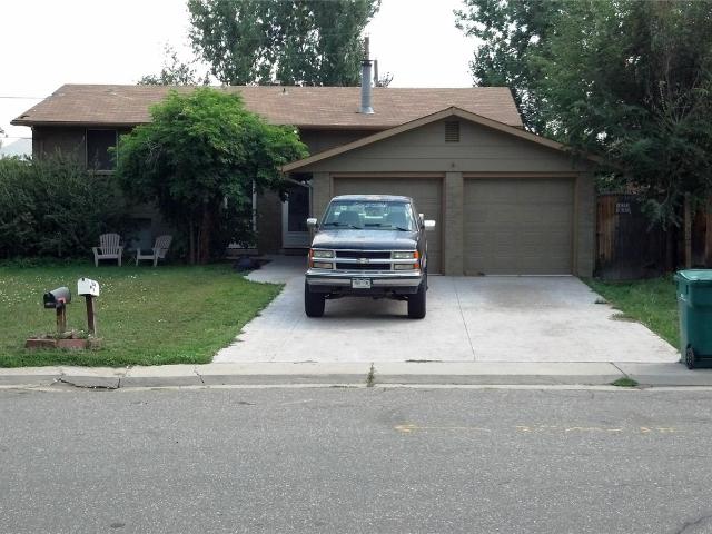 8616 W 62nd Place