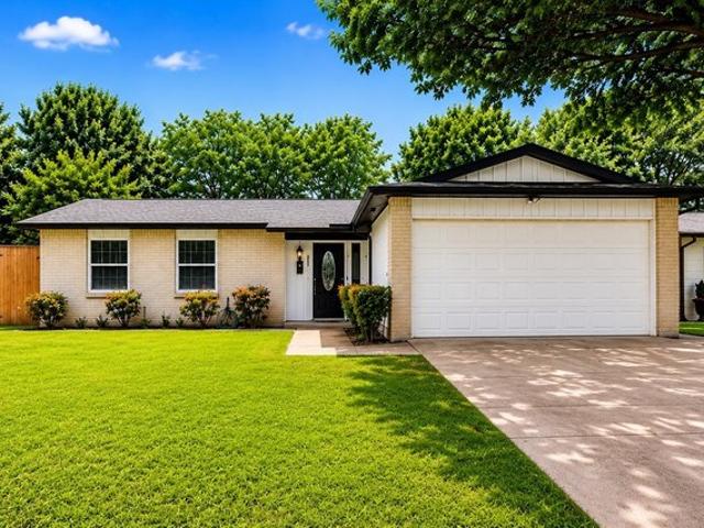 8617 Flicker Ln, Dallas, TX 75238