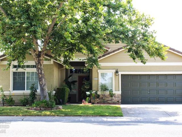 8618 Shasta Lily Dr, Elk Grove, CA 95624