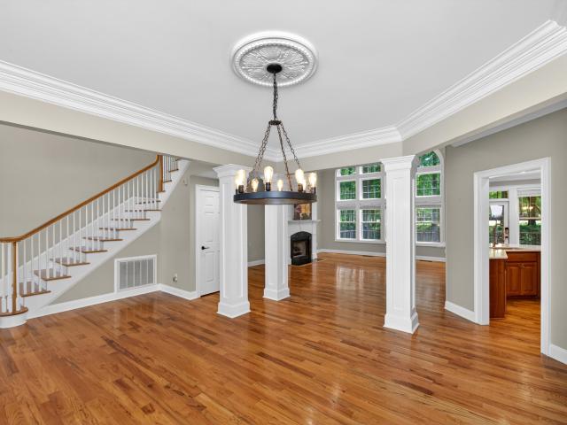 8618 W Fairway Woods Drive