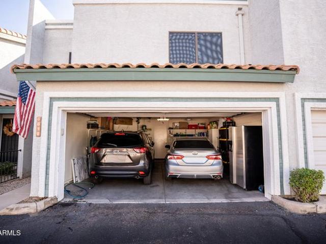 8619 N Shadow Ln, Peoria, AZ 85345