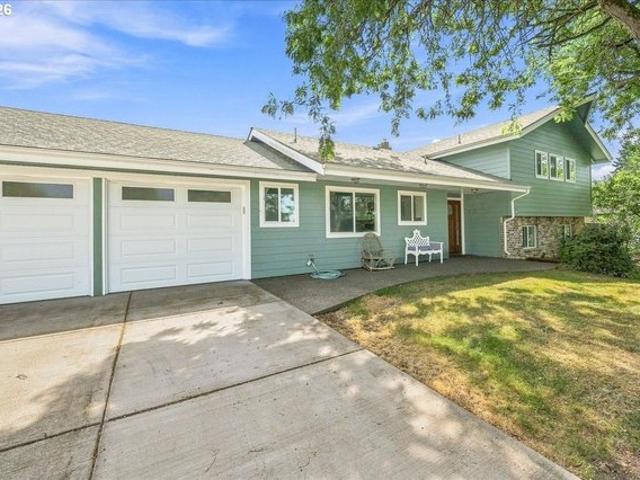 8619 NE 35th Ave, Vancouver, WA 98665