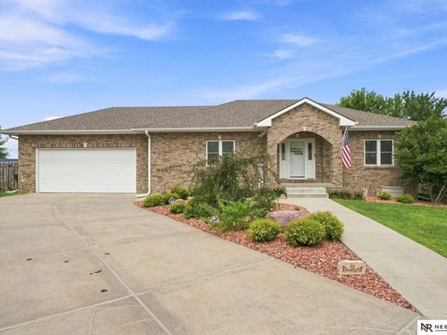 8610 Misty Blue Cir, Lincoln, NE 68505