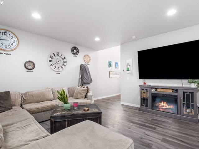 8610 NE 70th Cir, Vancouver, WA 98662 | MLS #695699