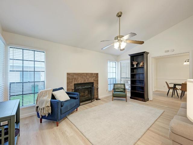 8610 Croydon Loop