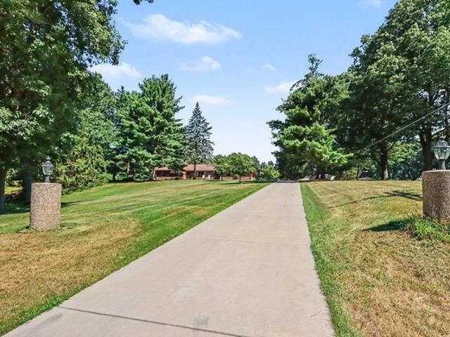 8610 W Pq Ave, Mattawan, MI 49071