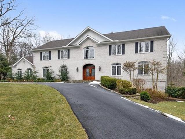 8611 Brook Rd, McLean, VA 22102