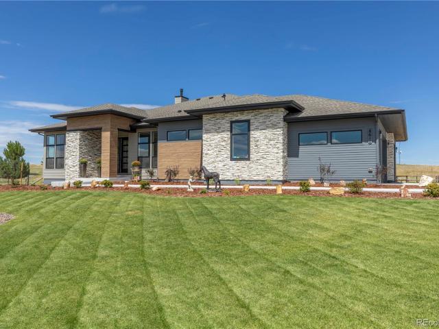 8611 Carneros Court