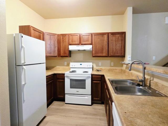 8611 Kingsbury View, Unit 2